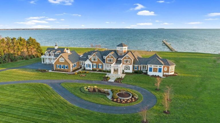 Stunning Waterfront Retreat in Stevensville, Maryland Boasts Awe ...