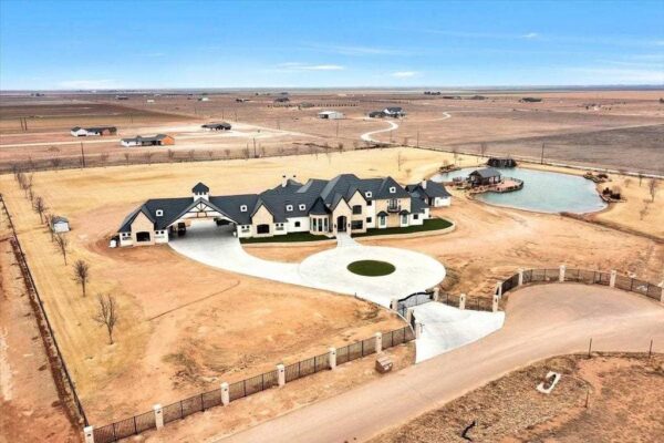 Exquisite West Texas Estate on 12 Acres with Unparalleled Sunset Views ...