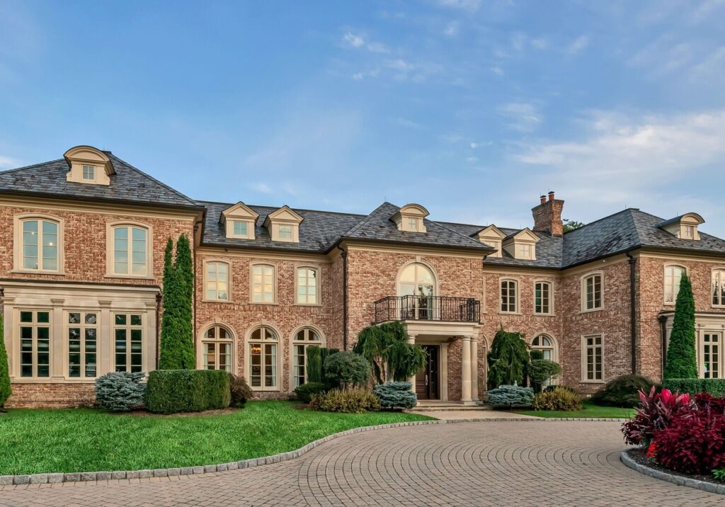 Majestic Alpine Estate: A Luxurious Retreat in Northern Bergen County ...