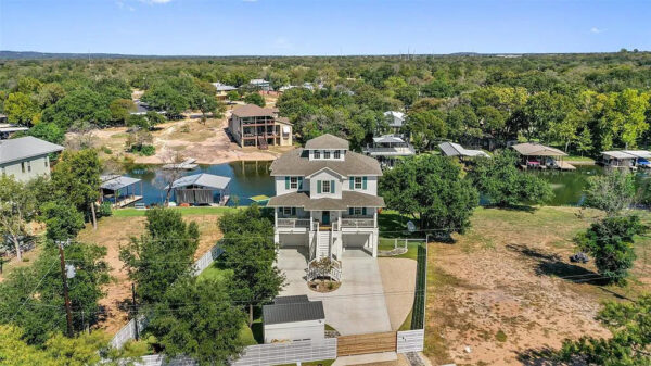 Live the Ultimate Lakefront Lifestyle in a Luxurious Coastal Plantation ...