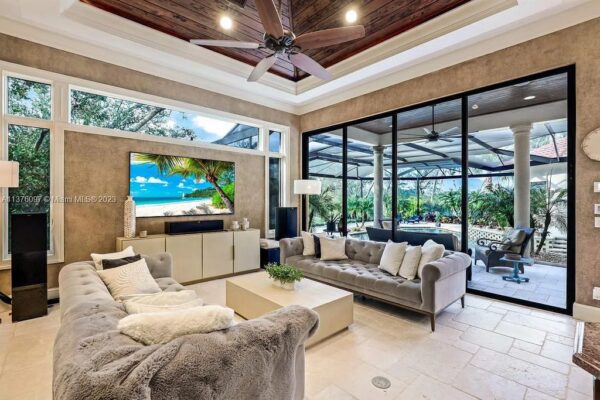 Discover Florida's Ultimate Luxury Retreat in $3.5 Million Trophy ...