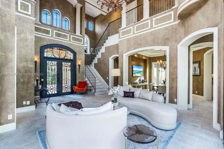 Discover Florida's Ultimate Luxury Retreat in $3.5 Million Trophy ...