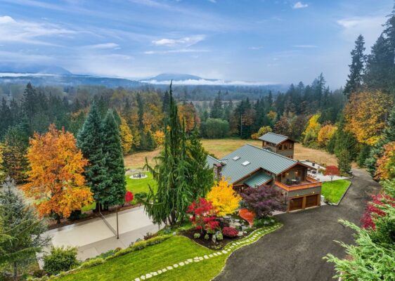 Majestic Arts & Crafts Sanctuary 'The Vistas' on 12+ Acres in Carnation ...