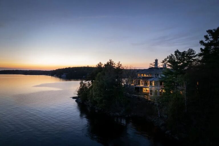 Private and Architecturally Stunning Muskoka Compound - Perfect for ...