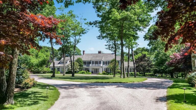 Wainscott, NY Estate with 827 ft. of Water Frontage and Unparalleled ...