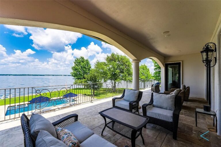 A Waterfront Masterpiece: Captivating Home in Trinidad on Secluded ...
