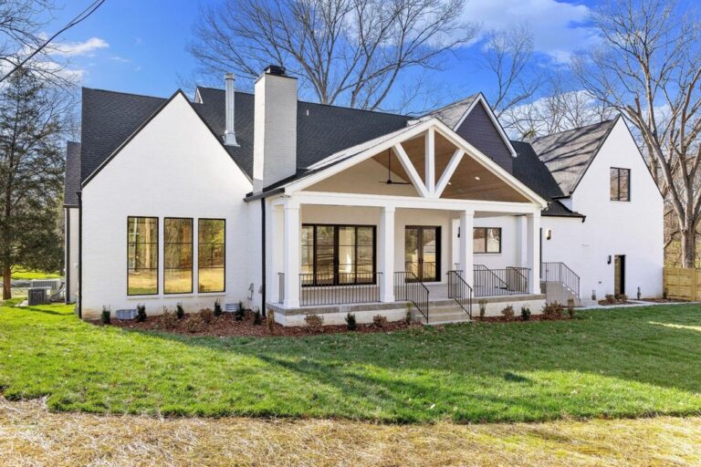 Beautiful New Construction Home in Nashville, TN: A Warm and Welcoming Oasis Listed at $2.75M