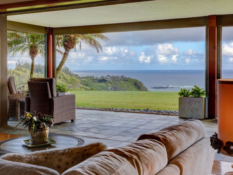 Captivating North Shore Estate: A Private Oceanfront Sanctuary on 20.5 ...