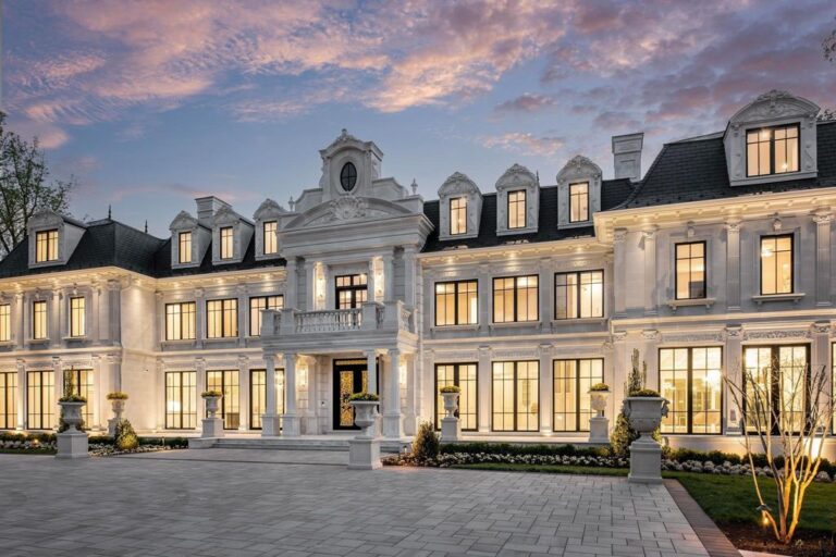 Chateau du Soleil: A Stunning Tribute to 18th Century French ...