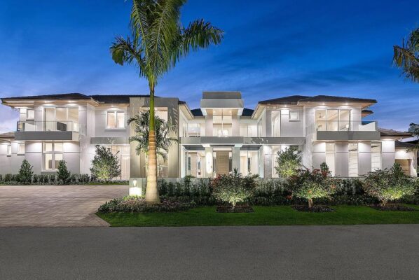 Exquisite Jack Conway-Designed Estate in Royal Palm Yacht & Country ...