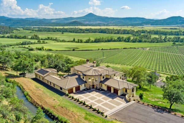 Extraordinary Estate: Celtic Moon Vineyards - Wine Lover's Dream in Eagle Point, OR Asking Price ...