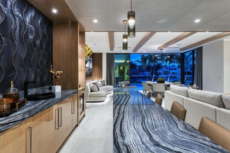 Luxurious Modern Masterpiece in $16 Million Exquisite Boca Raton Estate