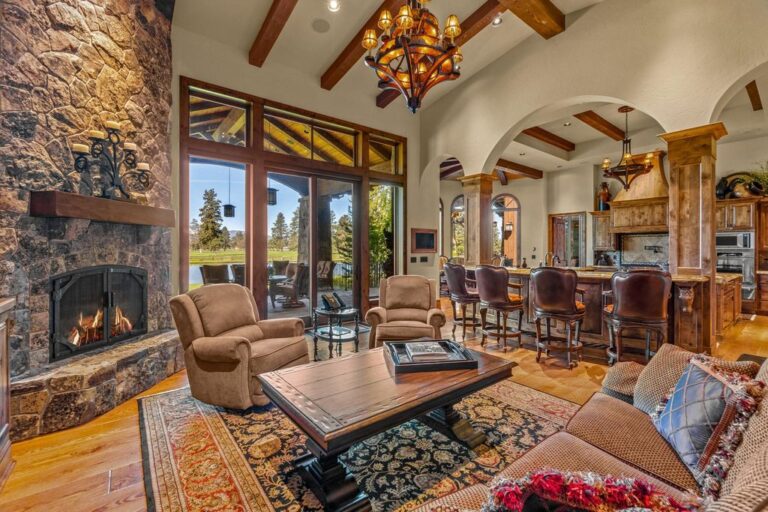 R&B Ranch: Luxurious Legacy Ranch with Breathtaking Views of the ...