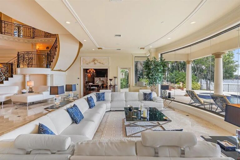 Spectacular Lakefront Property in Isleworth Country Club Hits the ...