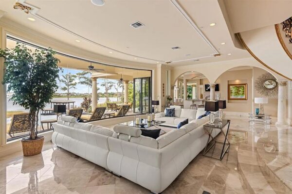 Spectacular Lakefront Property in Isleworth Country Club Hits the ...