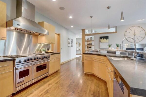 Stunning Prior Lake, MN Residence: A Frank Lloyd Wright-Inspired ...