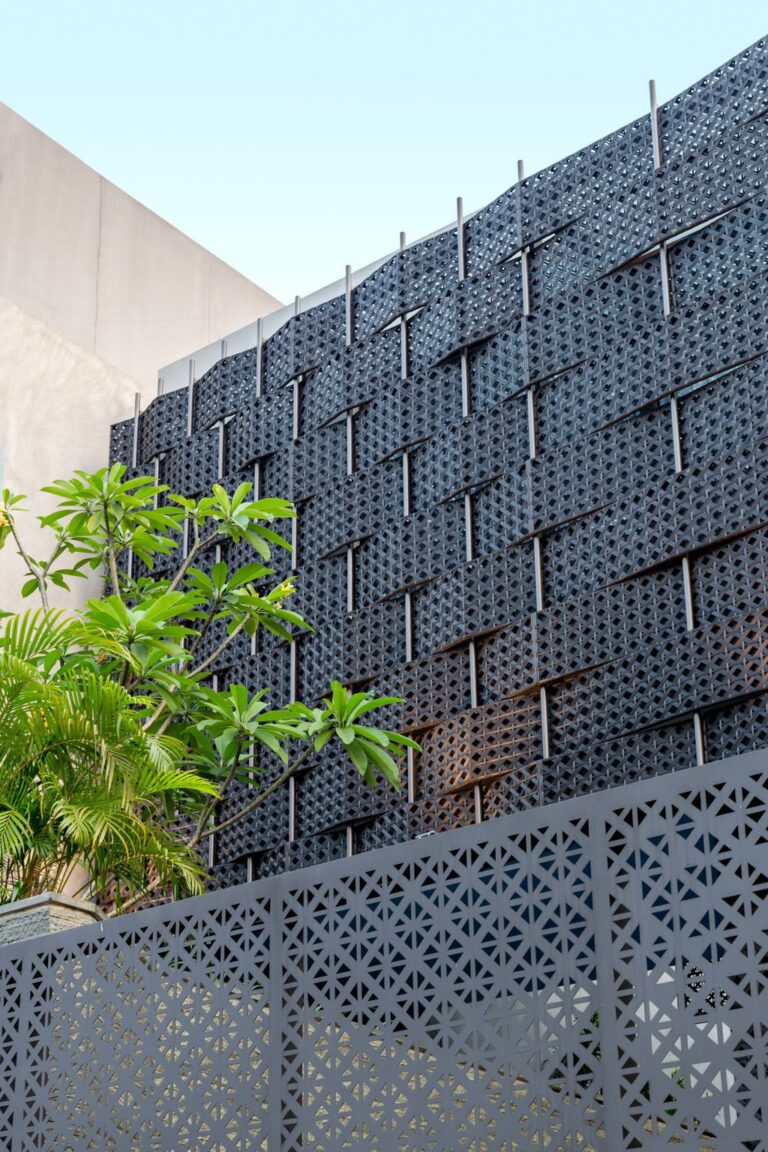 Weave House with Impressive Webbing Facade by Wahana Architects