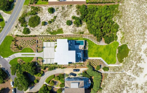 An Exquisite Oceanfront Home on Figure Eight Island, North Carolina ...