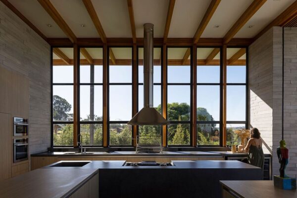 Bauer House with Orthogonal Design by Luiz Paulo Andrade Arquitetos