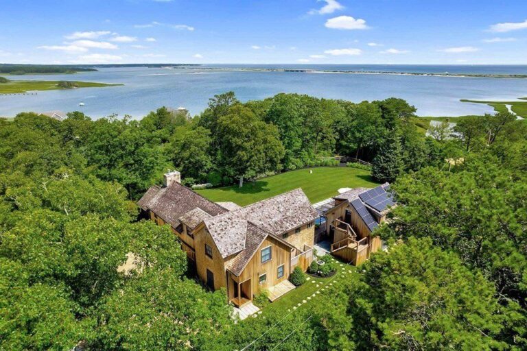 Chic and Sophisticated Edgartown, Massachusetts Property: Seamless ...