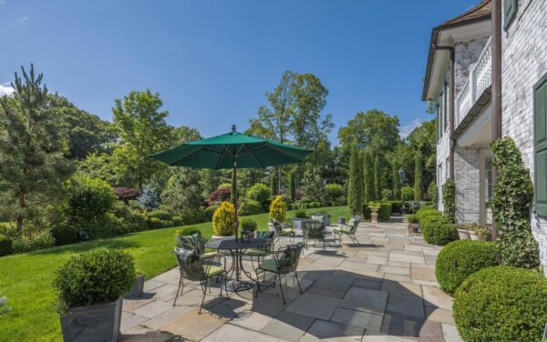 Classic Brick Georgian Home in Greenwich, Connecticut with Endless ...