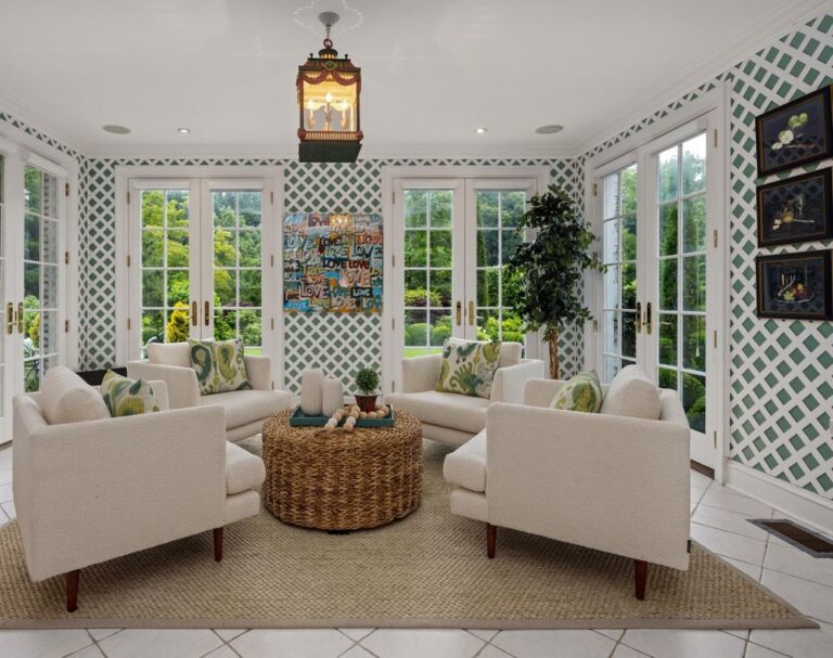 Classic Brick Georgian Home in Greenwich, Connecticut with Endless ...