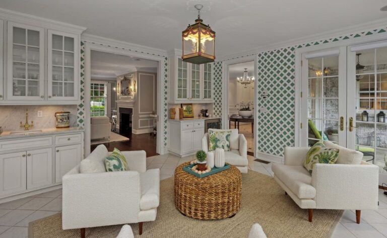 Classic Brick Georgian Home in Greenwich, Connecticut with Endless ...