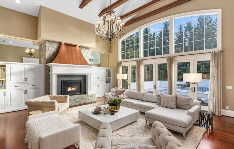 Custom Hampton's Style Home in West Linn, Oregon: Secluded Privacy and Urban Convenience at its ...