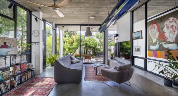 D House, Remarkable Urban Oasis for Family in Israel by Lavan Architects