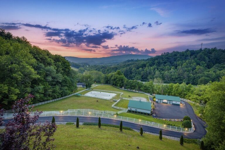 Exceptional Private Mountain Estate Ranch on 77+ Acres in Mountain City ...