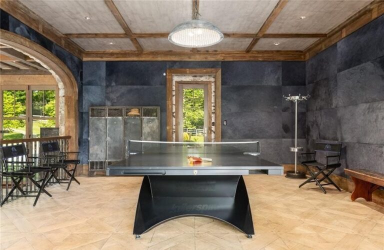 Exquisite 16 Acre Equestrian Estate In Greenwich Connecticut Listed