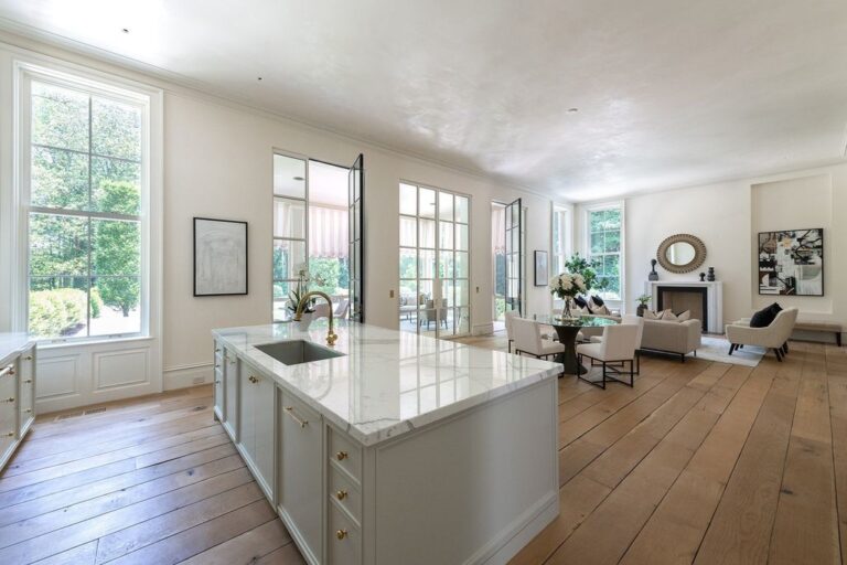 Exquisite English Regency Style Home in Atlanta, Georgia - A ...