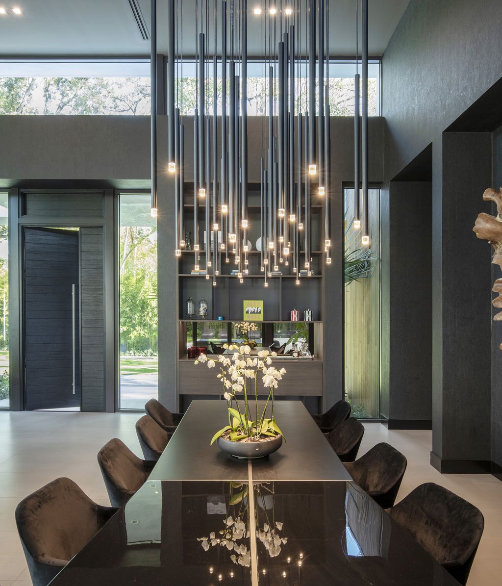 Oaks Residence nestled within oasis by SDH Studio Architecture + Design