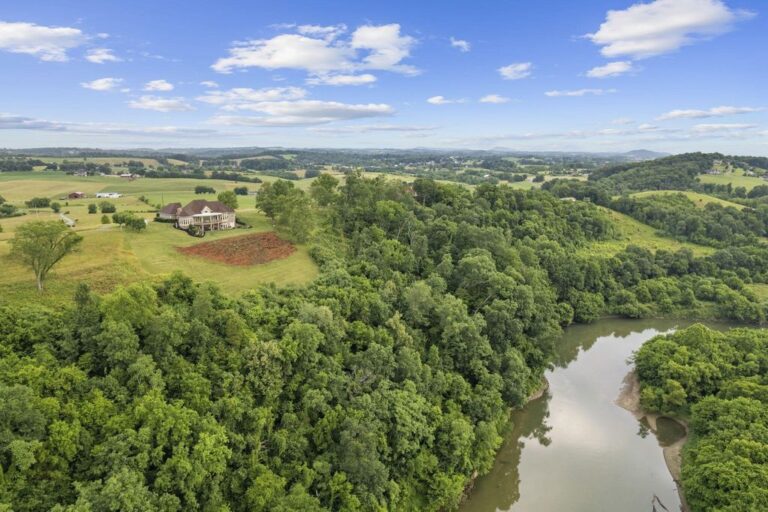 Stunning 8 Acre Estate with Unbelievable Mountain Views in Greeneville ...
