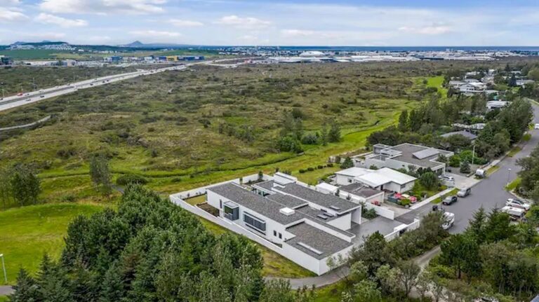 White Villa Iceland, a Gorgeous Villa with amazing, unique design & quality