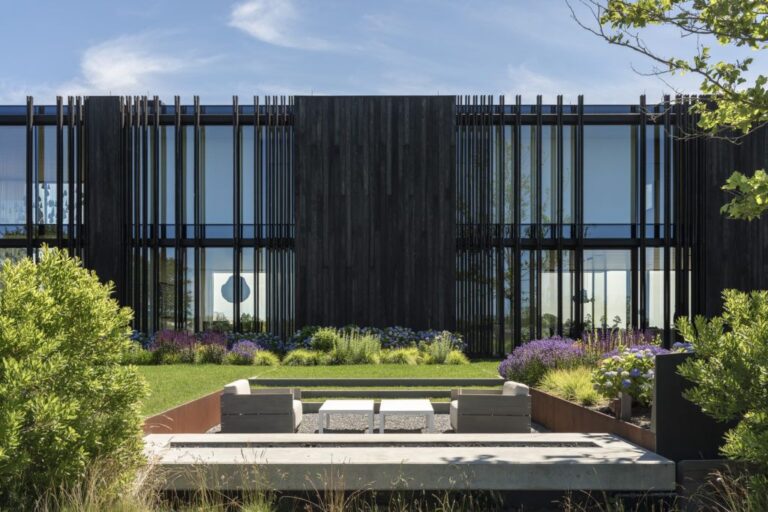 Jule Pond II, Harmonious Fusion of Design and Nature by BMA Architects