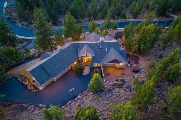 Unveiling Bend, Oregon's Exquisite $2.25 Million Home - A Modern ...