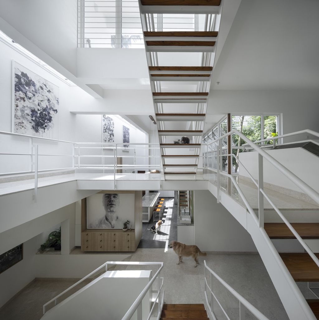 Veiled House in India by Gaurav Roy Choudhury Architects GRCA