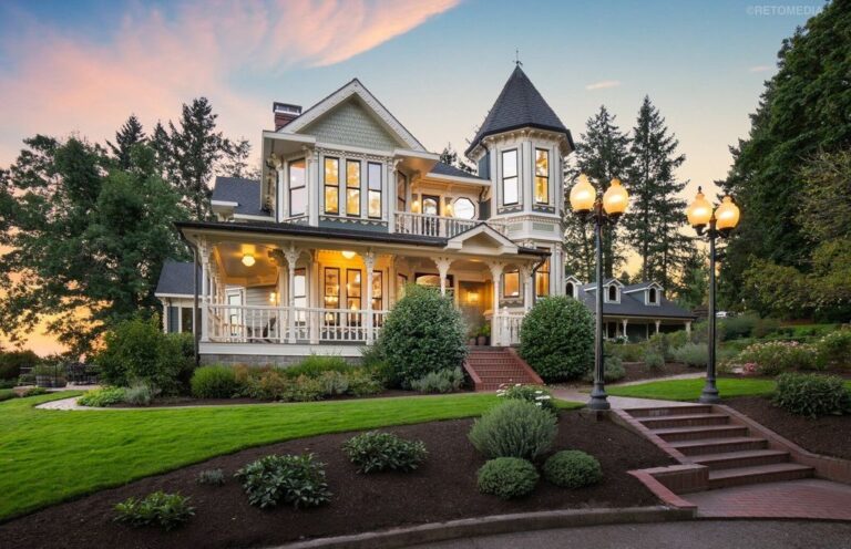 Charming Victorian-Style Storybook Home in Newberg, Oregon