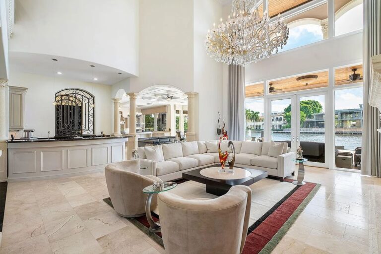 Enjoy Waterfront Paradise in Boca Raton's Royal Palm Yacht & Country Club