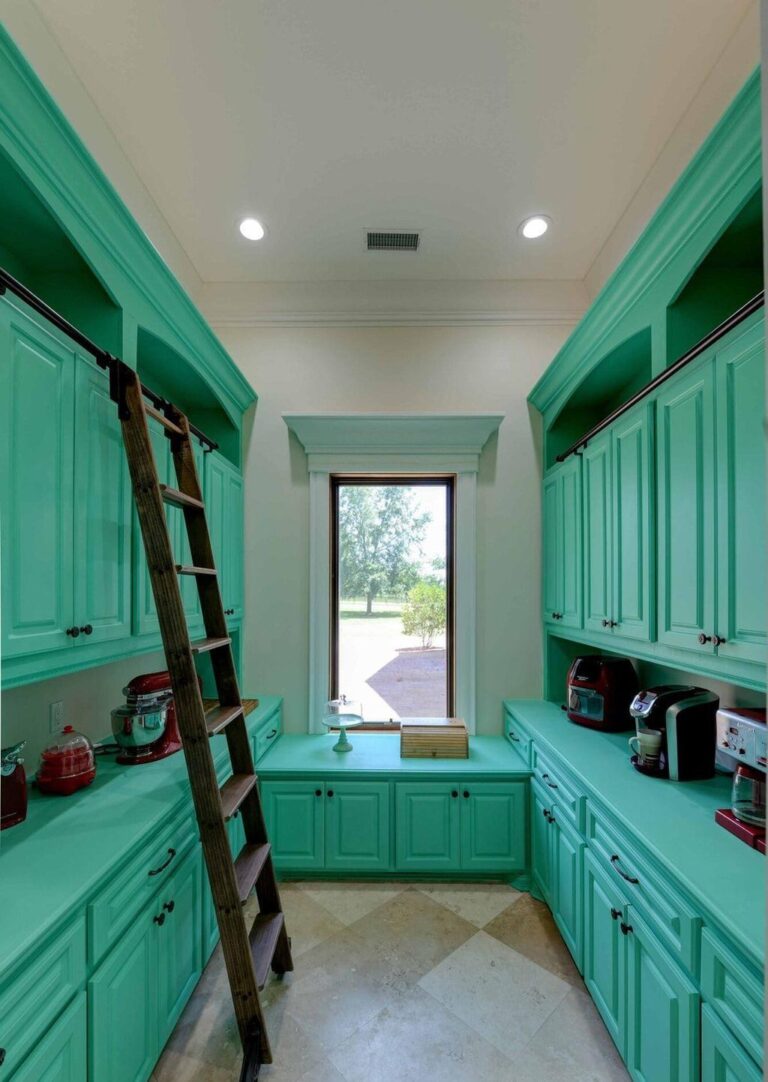 Exploring 'The Mansion': A Exemplar of Craftsmanship in Philadelphia ...