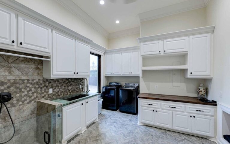 Exploring 'The Mansion': A Exemplar of Craftsmanship in Philadelphia ...