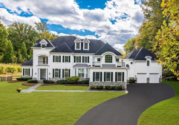 McLean, Virginia Estate: Luxury, Privacy, and Eco-Friendly Living for ...