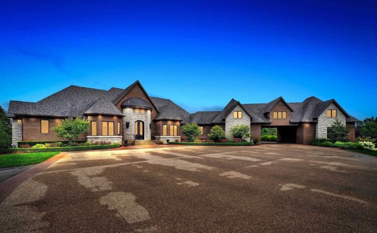Timeless Elegance Meets Natural Beauty: Custom Ranch Estate in ...