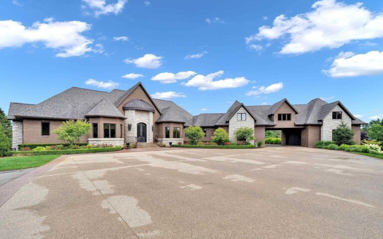 Timeless Elegance Meets Natural Beauty: Custom Ranch Estate in ...