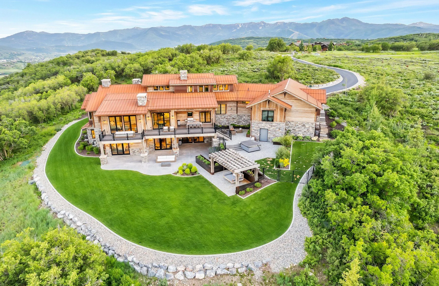 Luxurious Mountain Modern Retreat in Prestigious Preserve Community, Utah