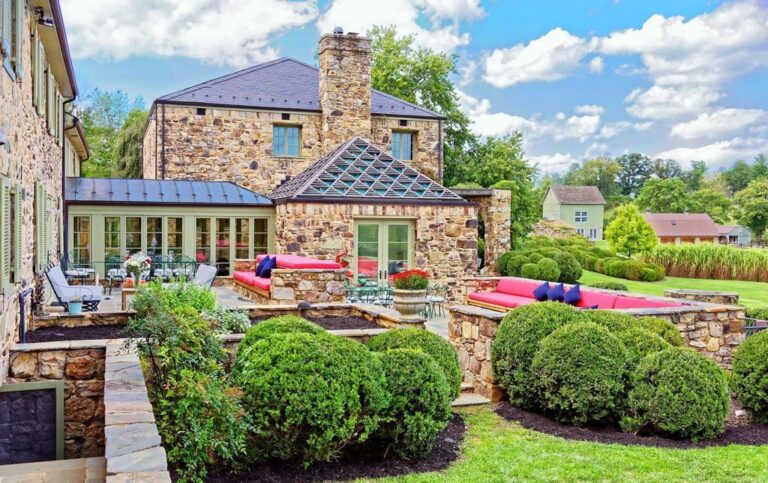 Littleton Farm's 153 Acres with Lake View in Upperville, Virginia ...