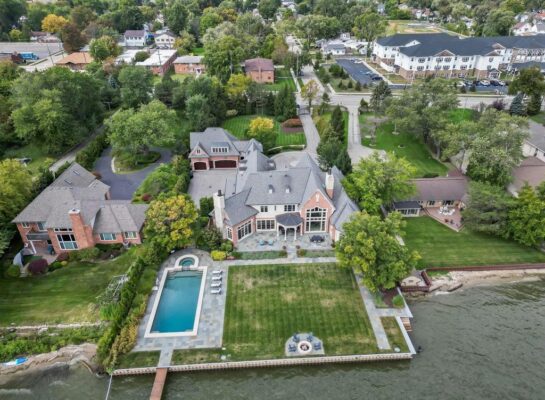 Luxurious Lakefront Estate Designed by Dominic Tringali Hits the Market ...