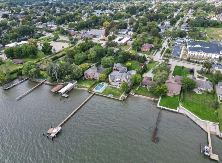 Luxurious Lakefront Estate Designed by Dominic Tringali Hits the Market ...