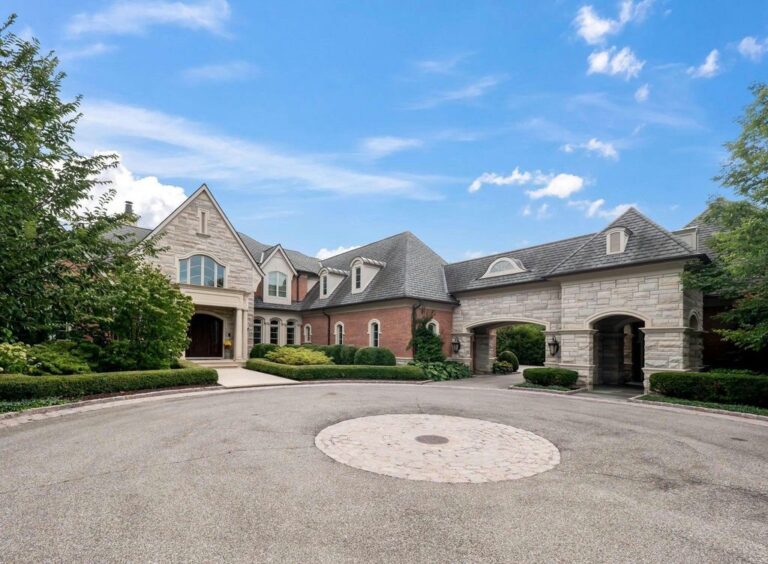 Luxurious Lakefront Estate Designed by Dominic Tringali Hits the Market ...